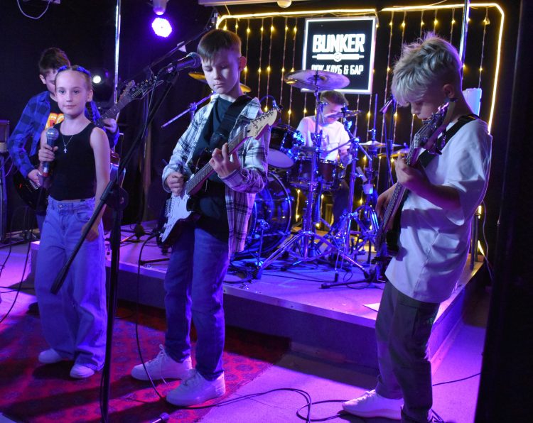 Rock kid band — Chayka Studia